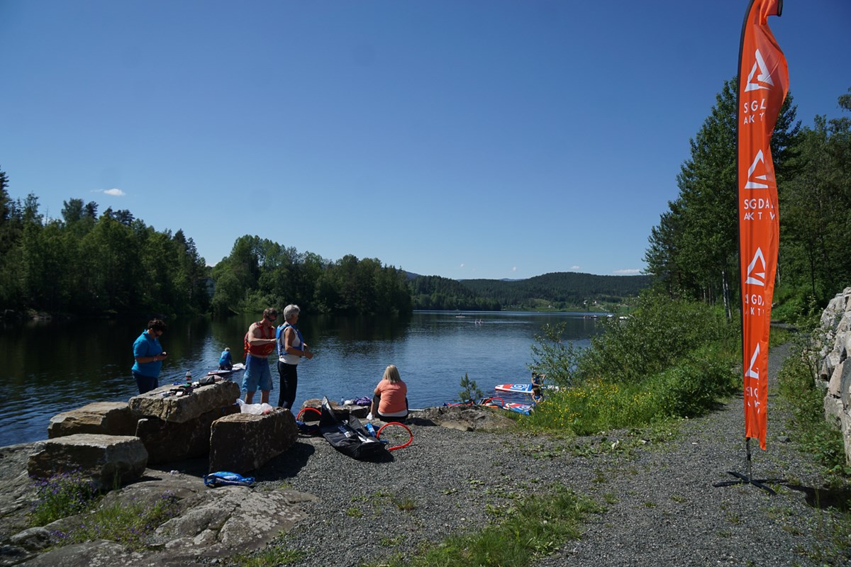Yrende liv i Prestfoss sentrum - Sigdal.no